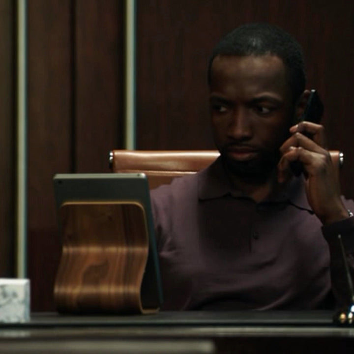 The Ray Tablet Stand Spotted in Queen of the South - Ciseal